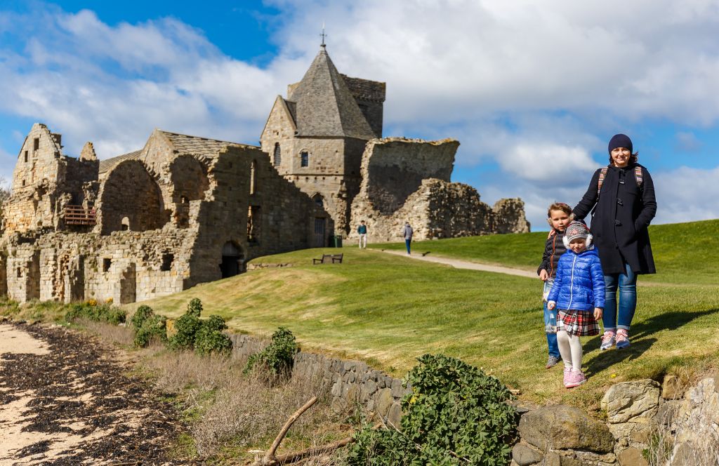 20 Fun Things To Do In Edinburgh With Kids | Activitygift